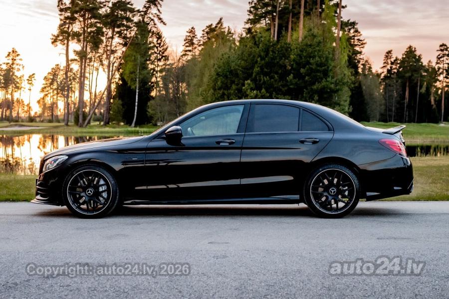 Melns Mercedes-Benz C-Class 2016 Pērnava, ar dzinēja tilpumu 3.00 L un nobraukumu 167 tūkst. km par 29990 €, foto 11 vietnē AUTOMOTO.COM.LV