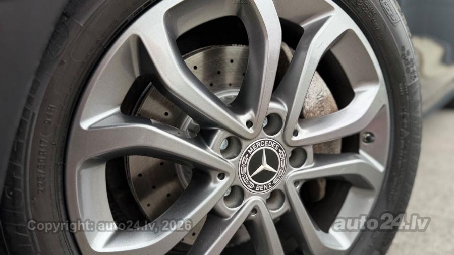 Melns Mercedes-Benz C-Class 2016 Tallina, ar dzinēja tilpumu 0.00 L un nobraukumu 155 tūkst. km par 17300 €, foto 24 vietnē AUTOMOTO.COM.LV