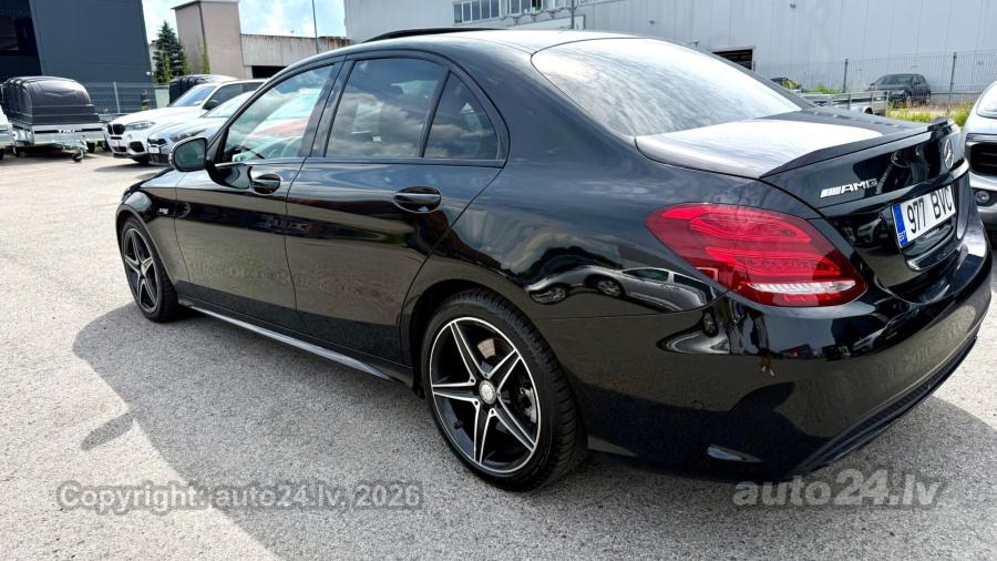 Melns Mercedes-Benz C-Class 2016 Tallina, ar dzinēja tilpumu 3.00 L un nobraukumu 186 tūkst. km par 24500 €, foto 10 vietnē AUTOMOTO.COM.LV