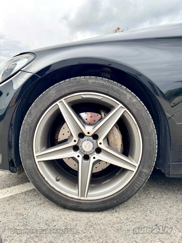 Melns Mercedes-Benz C-Class 2016 Tallina, ar dzinēja tilpumu 1.60 L un nobraukumu 233 tūkst. km par 14700 €, foto 8 vietnē AUTOMOTO.COM.LV