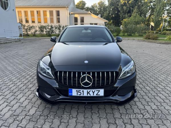 Мерседес Ц-Класс 2016 в Таллин на AUTOMOTO.COM.LV Черный Мерседес Ц-Класс 2016 в Таллин, объемом двигателя 2.10 л и пробегом 190 тыс. км за 15900 €, фото 1 на AUTOMOTO.COM.LV