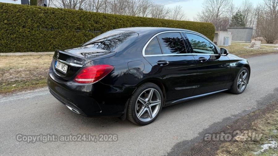 Black Mercedes-Benz C-Class 2018 in Tallinn, with an engine capacity of 2.10 L and mileage of 115 thousand km for 21900 €, photo 2 on AUTOMOTO.COM.LV