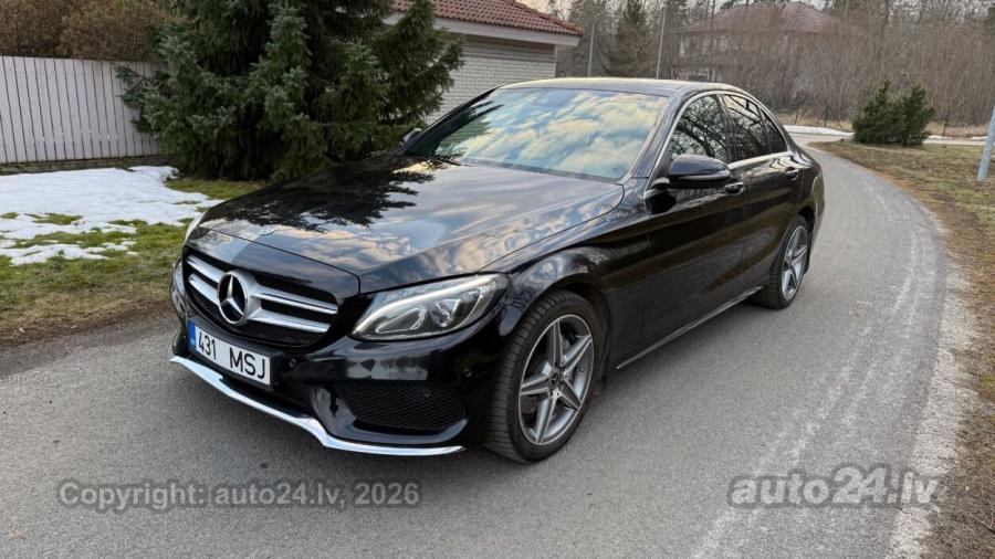 Black Mercedes-Benz C-Class 2018 in Tallinn, with an engine capacity of 2.10 L and mileage of 115 thousand km for 21900 €, photo 4 on AUTOMOTO.COM.LV