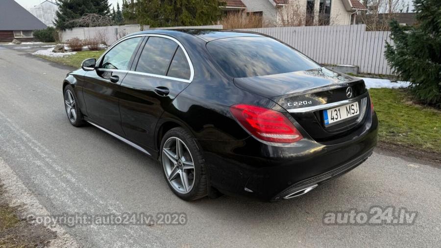 Black Mercedes-Benz C-Class 2018 in Tallinn, with an engine capacity of 2.10 L and mileage of 115 thousand km for 21900 €, photo 5 on AUTOMOTO.COM.LV