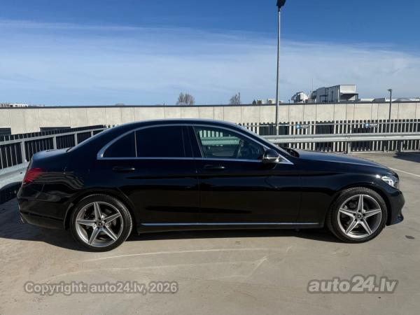 Black Mercedes-Benz C-Class 2018 in Tallinn, with an engine capacity of 1.60 L and mileage of 134 thousand km for 18990 €, photo 5 on AUTOMOTO.COM.LV
