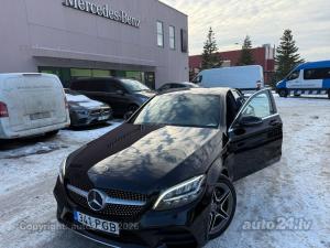 Melns Mercedes-Benz C-Class 2019 Tallina, ar dzinēja tilpumu 1.60 L un nobraukumu 58 tūkst. km par 28000 €, foto  vietnē AUTOMOTO.COM.LV