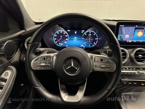 Black Mercedes-Benz C-Class 2019 in Tallinn, with an engine capacity of 1.60 L and mileage of 59 thousand km for 23995 €, photo 8 on AUTOMOTO.COM.LV