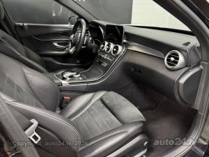 Black Mercedes-Benz C-Class 2019 in Tallinn, with an engine capacity of 1.60 L and mileage of 59 thousand km for 22995 €, photo 13 on AUTOMOTO.COM.LV