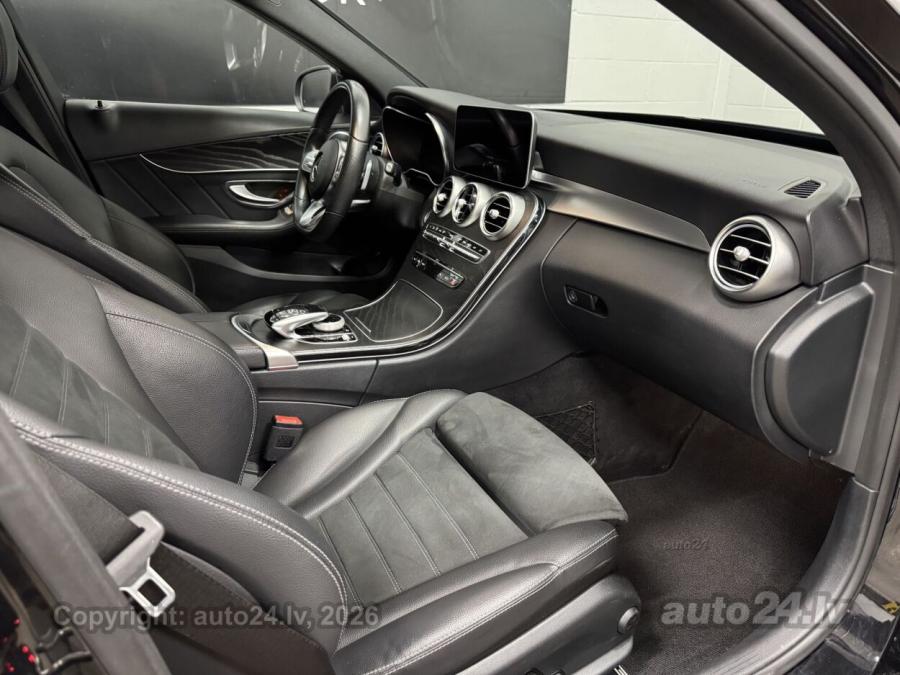 Black Mercedes-Benz C-Class 2019 in Tallinn, with an engine capacity of 1.60 L and mileage of 59 thousand km for 22995 €, photo 13 on AUTOMOTO.COM.LV