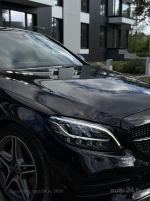 Black Mercedes-Benz C-Class 2019 in Tallinn, with an engine capacity of 1.60 L and mileage of 74 thousand km for 26500 €, photo 5 on AUTOMOTO.COM.LV