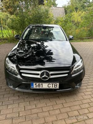 Black Mercedes-Benz C-Class 2019 in Tallinn, with an engine capacity of 2.00 L and mileage of 257 thousand km for 22400 €, photo 3 on AUTOMOTO.COM.LV