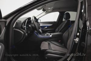 Melns Mercedes-Benz C-Class 2020 Tartu, ar dzinēja tilpumu 2.00 L un nobraukumu 64 tūkst. km par 25900 €, foto 10 vietnē AUTOMOTO.COM.LV