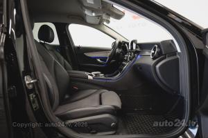 Melns Mercedes-Benz C-Class 2020 Tartu, ar dzinēja tilpumu 2.00 L un nobraukumu 64 tūkst. km par 25900 €, foto 12 vietnē AUTOMOTO.COM.LV