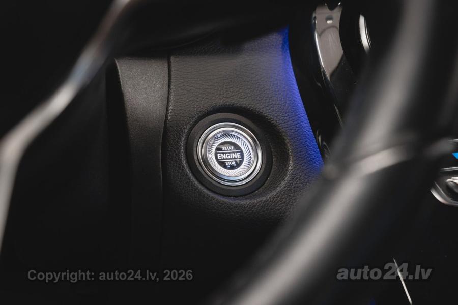 Melns Mercedes-Benz C-Class 2020 Tartu, ar dzinēja tilpumu 2.00 L un nobraukumu 64 tūkst. km par 25900 €, foto 23 vietnē AUTOMOTO.COM.LV