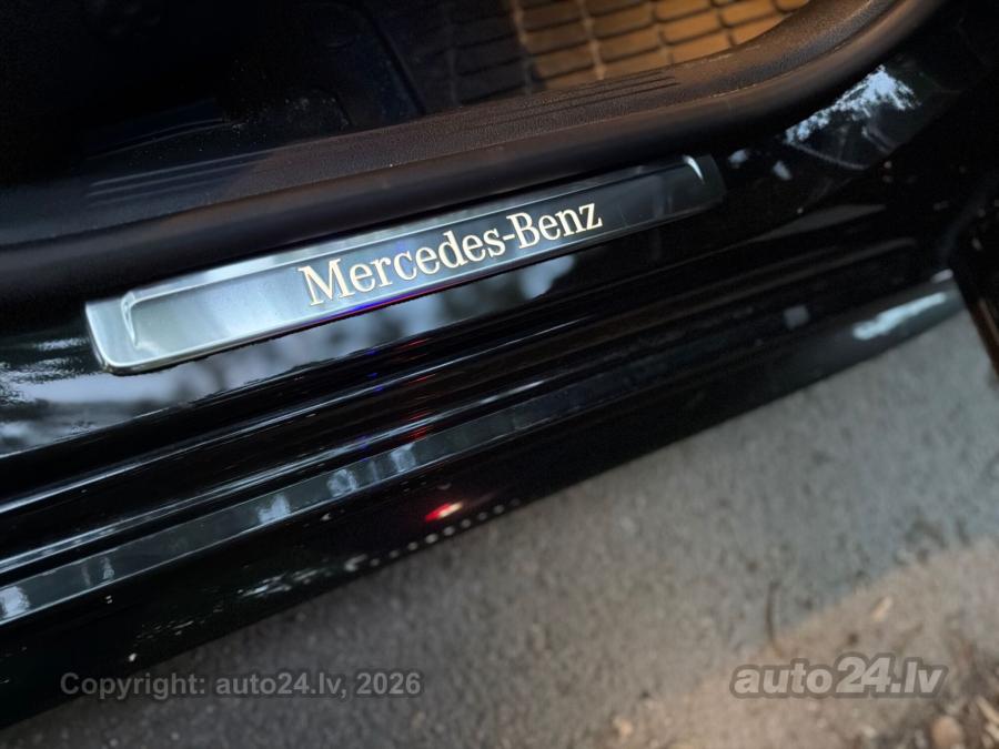 Black Mercedes-Benz C-Class 2021 in Tallinn, with an engine capacity of 2.00 L and mileage of 105 thousand km for 40900 €, photo 9 on AUTOMOTO.COM.LV