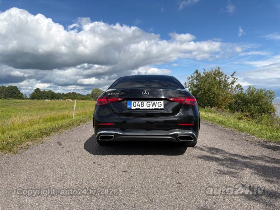 Black Mercedes-Benz C-Class 2021 in Tallinn, with an engine capacity of 2.00 L and mileage of 105 thousand km for 40900 €, photo 31 on AUTOMOTO.COM.LV