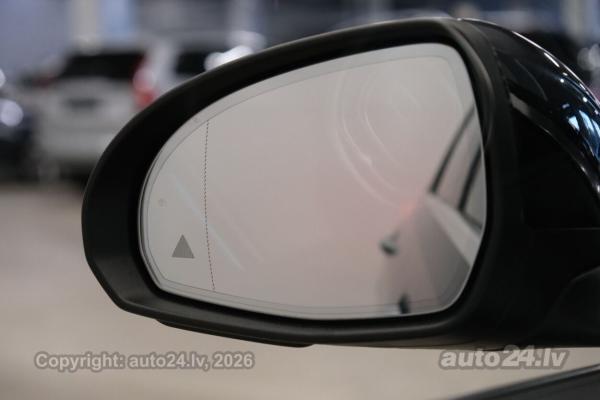 Black Mercedes-Benz C-Class 2022 in Tallinn, with an engine capacity of 1.50 L and mileage of 43 thousand km for 33900 €, photo 11 on AUTOMOTO.COM.LV