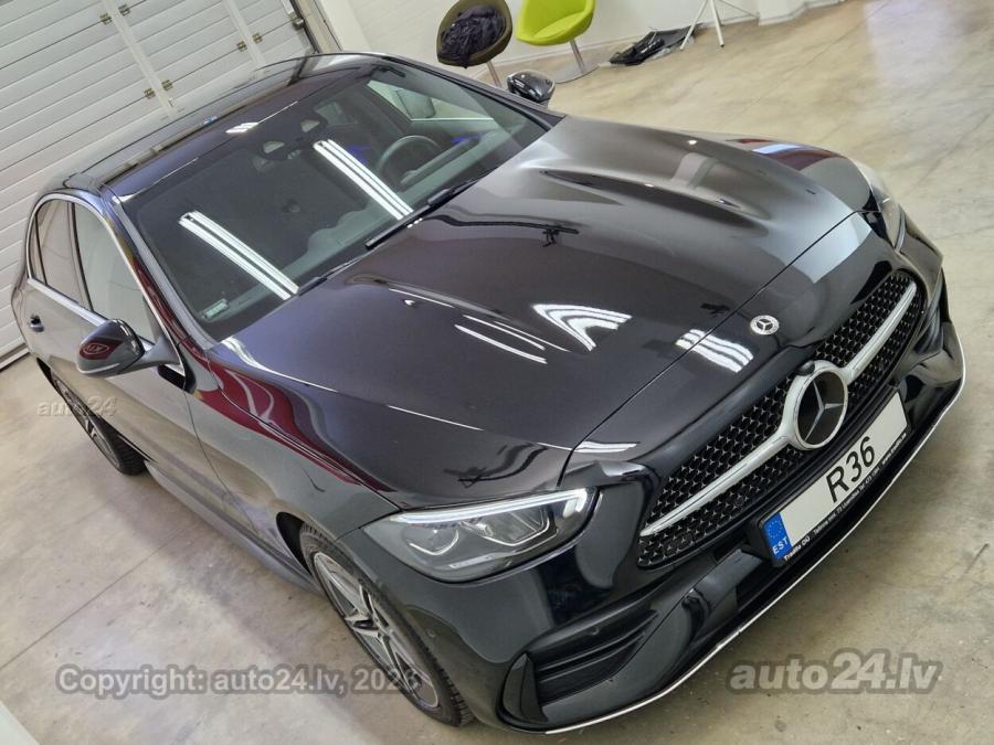 Melns Mercedes-Benz C-Class 2024 Hāpsalu, ar dzinēja tilpumu 2.00 L un nobraukumu 46 tūkst. km par 40999 €, foto 6 vietnē AUTOMOTO.COM.LV