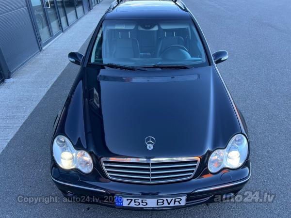 Melns Mercedes-Benz C-Class 2005 Kuresāre, ar dzinēja tilpumu 2.10 L un nobraukumu 365 tūkst. km par 3990 €, foto 2 vietnē AUTOMOTO.COM.LV