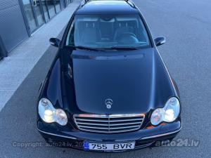 Melns Mercedes-Benz C-Class 2005 Kuresāre, ar dzinēja tilpumu 2.10 L un nobraukumu 365 tūkst. km par 3990 €, foto 3 vietnē AUTOMOTO.COM.LV
