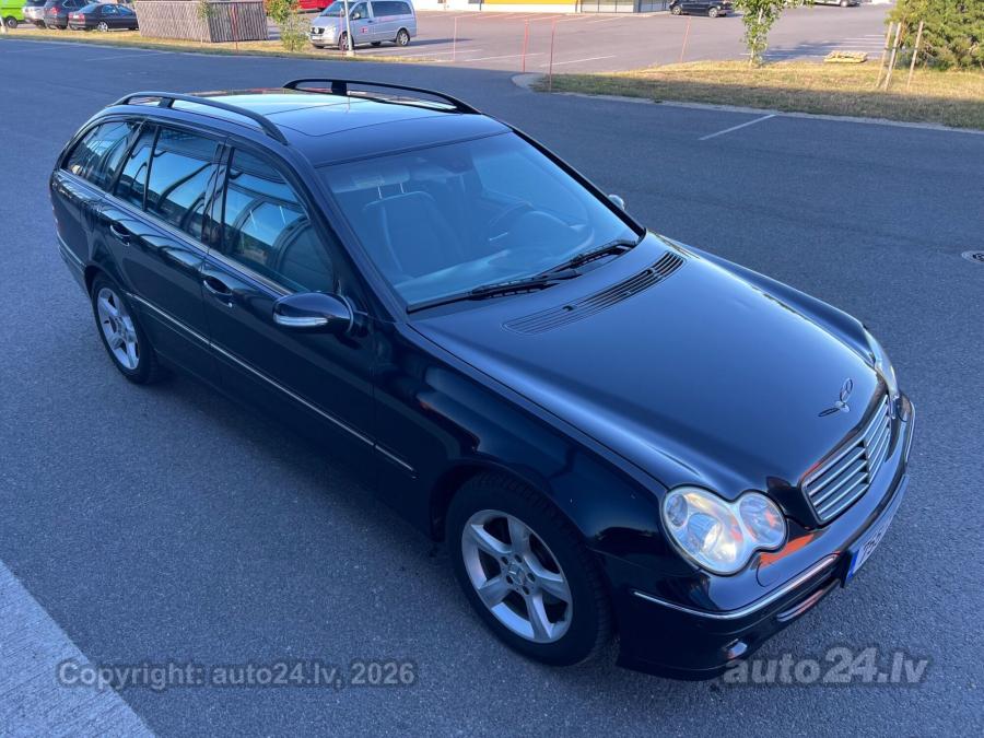 Melns Mercedes-Benz C-Class 2005 Kuresāre, ar dzinēja tilpumu 2.10 L un nobraukumu 365 tūkst. km par 3990 €, foto 4 vietnē AUTOMOTO.COM.LV