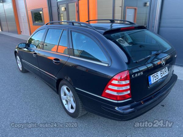 Melns Mercedes-Benz C-Class 2005 Kuresāre, ar dzinēja tilpumu 2.10 L un nobraukumu 365 tūkst. km par 3990 €, foto 7 vietnē AUTOMOTO.COM.LV