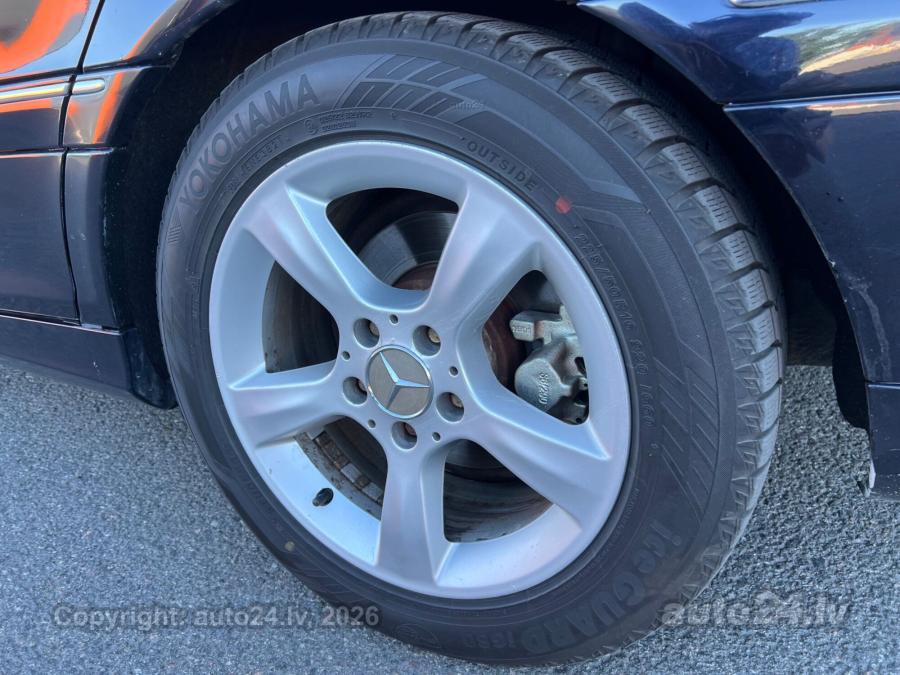 Melns Mercedes-Benz C-Class 2005 Kuresāre, ar dzinēja tilpumu 2.10 L un nobraukumu 365 tūkst. km par 3990 €, foto 18 vietnē AUTOMOTO.COM.LV