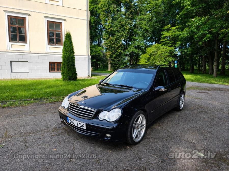 Черный Мерседес Ц-Класс 2006 в Таллин, объемом двигателя 3.00 л и пробегом 196 тыс. км за 6500 €, фото 7 на AUTOMOTO.COM.LV