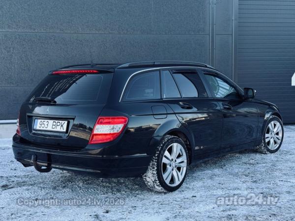 Melns Mercedes-Benz C-Class 2007 Tallina, ar dzinēja tilpumu 2.10 L un nobraukumu 343 tūkst. km par 3799 €, foto 3 vietnē AUTOMOTO.COM.LV