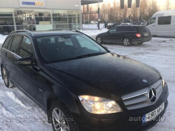 Black Mercedes-Benz C-Class 2008 in Tartu, with an engine capacity of 2.10 L and mileage of 0 thousand km for 2650 €, photo 4 on AUTOMOTO.COM.LV