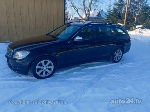 Black Mercedes-Benz C-Class 2008 in Tallinn, with an engine capacity of 2.10 L and mileage of 377 thousand km for 3800 €, photo 5 on AUTOMOTO.COM.LV