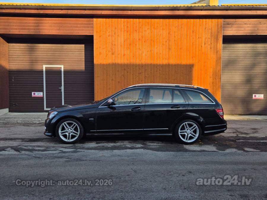 Black Mercedes-Benz C-Class 2008 in Tallinn, with an engine capacity of 0.00 L and mileage of 435 thousand km for 3999 €, photo 5 on AUTOMOTO.COM.LV