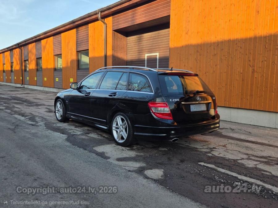 Black Mercedes-Benz C-Class 2008 in Tallinn, with an engine capacity of 0.00 L and mileage of 435 thousand km for 3999 €, photo 6 on AUTOMOTO.COM.LV