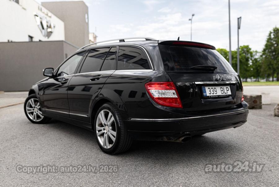 Black Mercedes-Benz C-Class 2008 in Tallinn, with an engine capacity of 2.10 L and mileage of 466 thousand km for 3390 €, photo 5 on AUTOMOTO.COM.LV