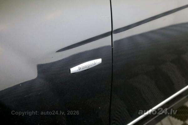 Melns Mercedes-Benz C-Class 2008 Tallina, ar dzinēja tilpumu 2.10 L un nobraukumu 487 tūkst. km par 1199 €, foto 9 vietnē AUTOMOTO.COM.LV