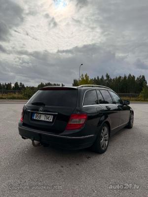 Melns Mercedes-Benz C-Class 2008 Tallina, ar dzinēja tilpumu 2.10 L un nobraukumu 0 tūkst. km par 3000 €, foto 4 vietnē AUTOMOTO.COM.LV