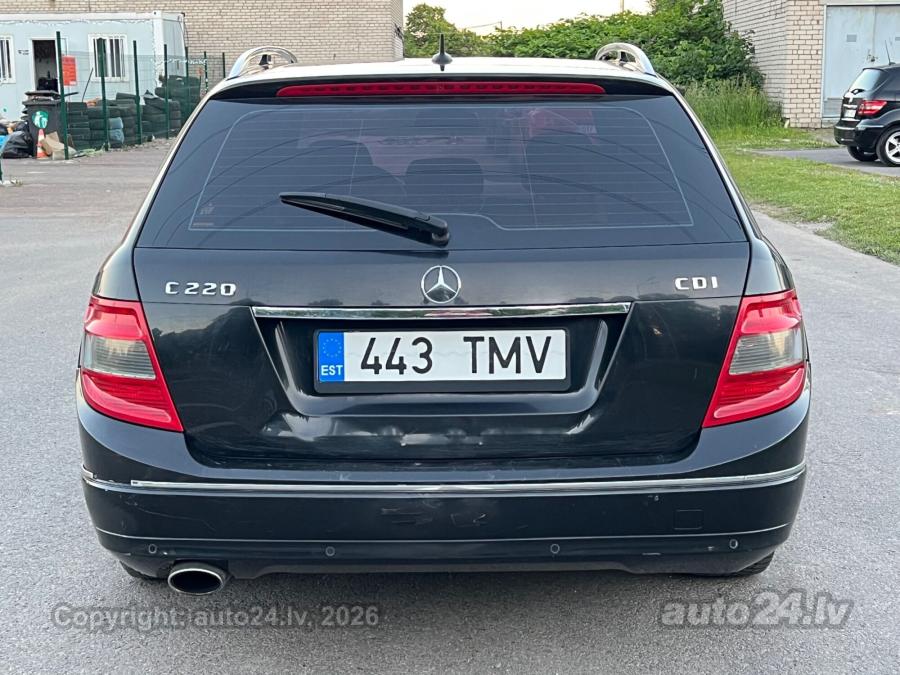 Melns Mercedes-Benz C-Class 2009 Narva, ar dzinēja tilpumu 2.10 L un nobraukumu 544 tūkst. km par 1999 €, foto 8 vietnē AUTOMOTO.COM.LV