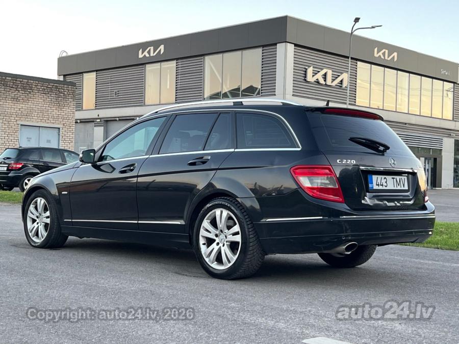 Melns Mercedes-Benz C-Class 2009 Narva, ar dzinēja tilpumu 2.10 L un nobraukumu 544 tūkst. km par 1999 €, foto 9 vietnē AUTOMOTO.COM.LV