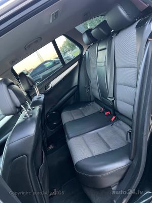 Melns Mercedes-Benz C-Class 2009 Narva, ar dzinēja tilpumu 2.10 L un nobraukumu 544 tūkst. km par 1999 €, foto 15 vietnē AUTOMOTO.COM.LV