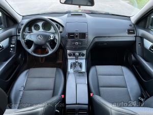 Melns Mercedes-Benz C-Class 2009 Narva, ar dzinēja tilpumu 2.10 L un nobraukumu 544 tūkst. km par 1999 €, foto 16 vietnē AUTOMOTO.COM.LV