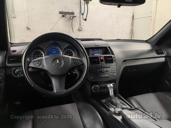 Black Mercedes-Benz C-Class 2009 in Viljandi, with an engine capacity of 1.60 L and mileage of 237 thousand km for 5990 €, photo 5 on AUTOMOTO.COM.LV