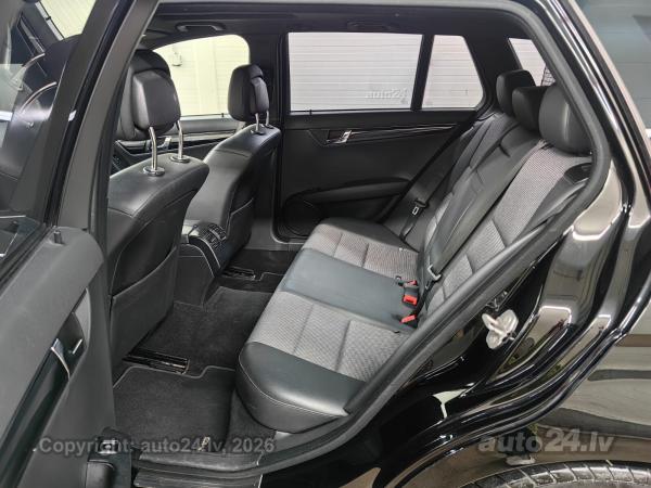 Black Mercedes-Benz C-Class 2009 in Viljandi, with an engine capacity of 1.60 L and mileage of 237 thousand km for 5990 €, photo 8 on AUTOMOTO.COM.LV