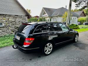 Black Mercedes-Benz C-Class 2009 in Tallinn, with an engine capacity of 2.10 L and mileage of 348 thousand km for 3899 €, photo 3 on AUTOMOTO.COM.LV