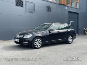 Melns Mercedes-Benz C-Class 2010 Tallina, ar dzinēja tilpumu 2.10 L un nobraukumu 333 tūkst. km par 4499 €, foto 6 vietnē AUTOMOTO.COM.LV