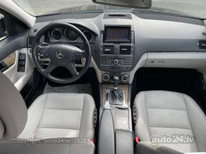 Melns Mercedes-Benz C-Class 2010 Tallina, ar dzinēja tilpumu 2.10 L un nobraukumu 333 tūkst. km par 4499 €, foto 11 vietnē AUTOMOTO.COM.LV