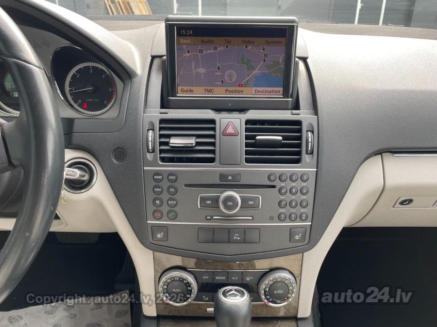 Melns Mercedes-Benz C-Class 2010 Tallina, ar dzinēja tilpumu 2.10 L un nobraukumu 333 tūkst. km par 4499 €, foto 13 vietnē AUTOMOTO.COM.LV