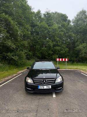 Black Mercedes-Benz C-Class 2010 in Tallinn, with an engine capacity of 2.10 L and mileage of 358 thousand km for 6500 €, photo  on AUTOMOTO.COM.LV
