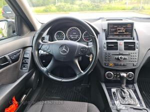 Melns Mercedes-Benz C-Class 2010 Tartu, ar dzinēja tilpumu 2.10 L un nobraukumu 336 tūkst. km par 6399 €, foto 22 vietnē AUTOMOTO.COM.LV