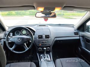 Melns Mercedes-Benz C-Class 2010 Tartu, ar dzinēja tilpumu 2.10 L un nobraukumu 336 tūkst. km par 6399 €, foto 23 vietnē AUTOMOTO.COM.LV