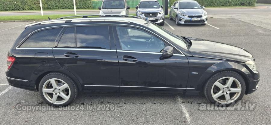 Melns Mercedes-Benz C-Class 2010 Tallina, ar dzinēja tilpumu 2.10 L un nobraukumu 420 tūkst. km par 4500 €, foto 5 vietnē AUTOMOTO.COM.LV